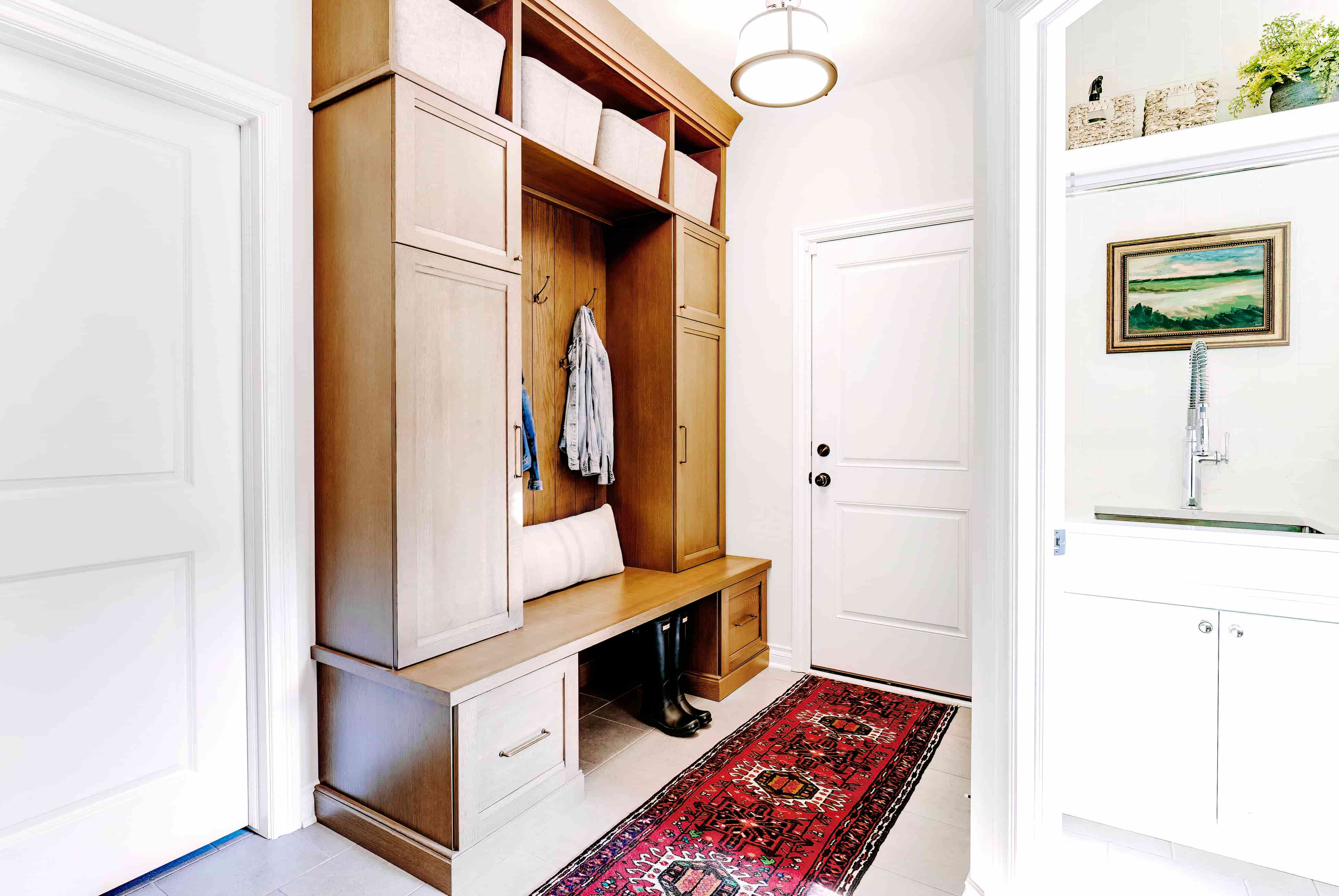 Designing the Perfect Mudroom: Tips for a Functional and Stylish Space ...